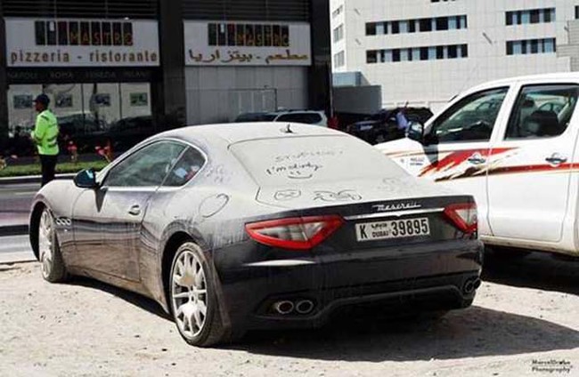 What People Are Doing With Their High-End Cars In Dubai Seems ...