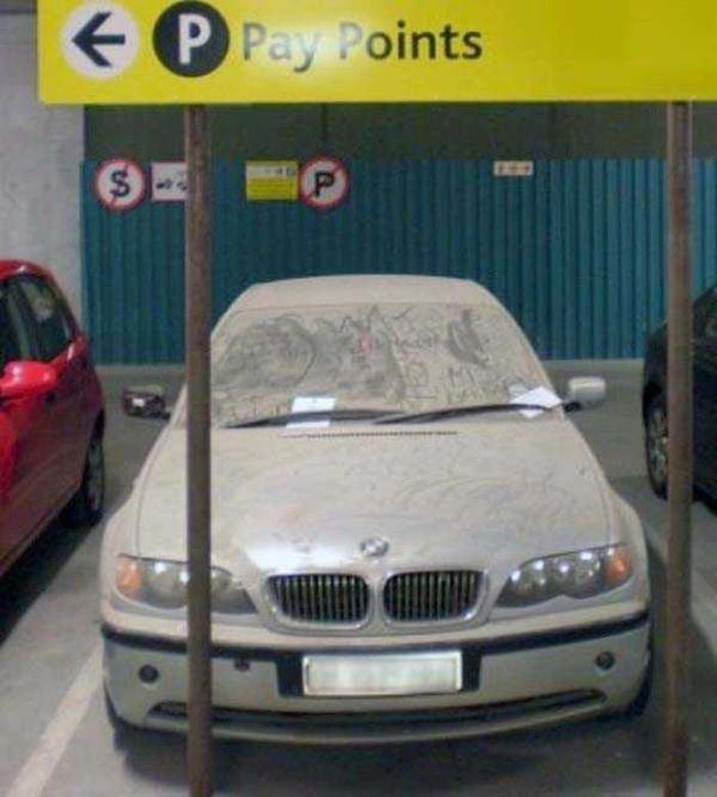 What People Are Doing With Their High-End Cars In Dubai Seems ...