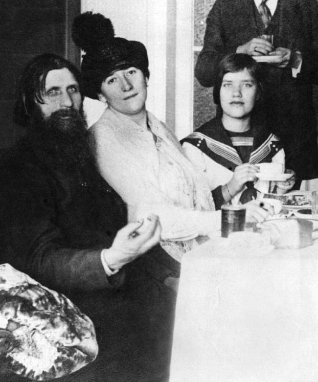 These 9 Pictures Prove That Rasputin Was An Absolute Monster – ViralNova
